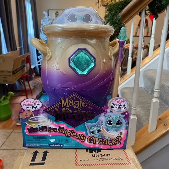Magic Mixies | Toys | Magic Mixies Magical Misting Cauldron With ...